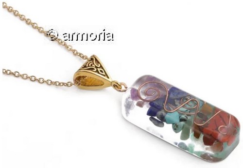 Collier en Orgonite Pierres Chakras et Spirales Cuivre